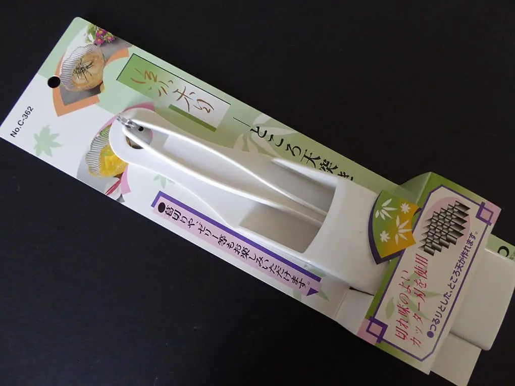 Tokoroten recipe, video & what is tokoroten exactly?