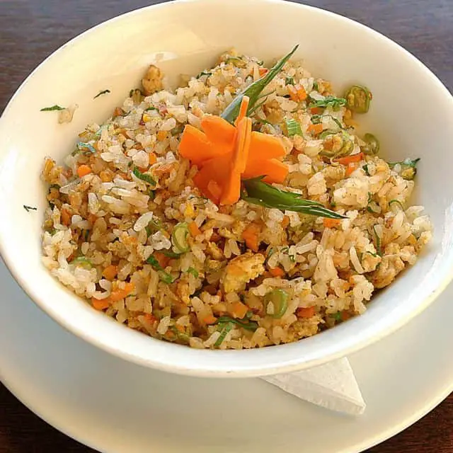 Japanese fried yakimeshi rice: reduce waste & use leftover rice!